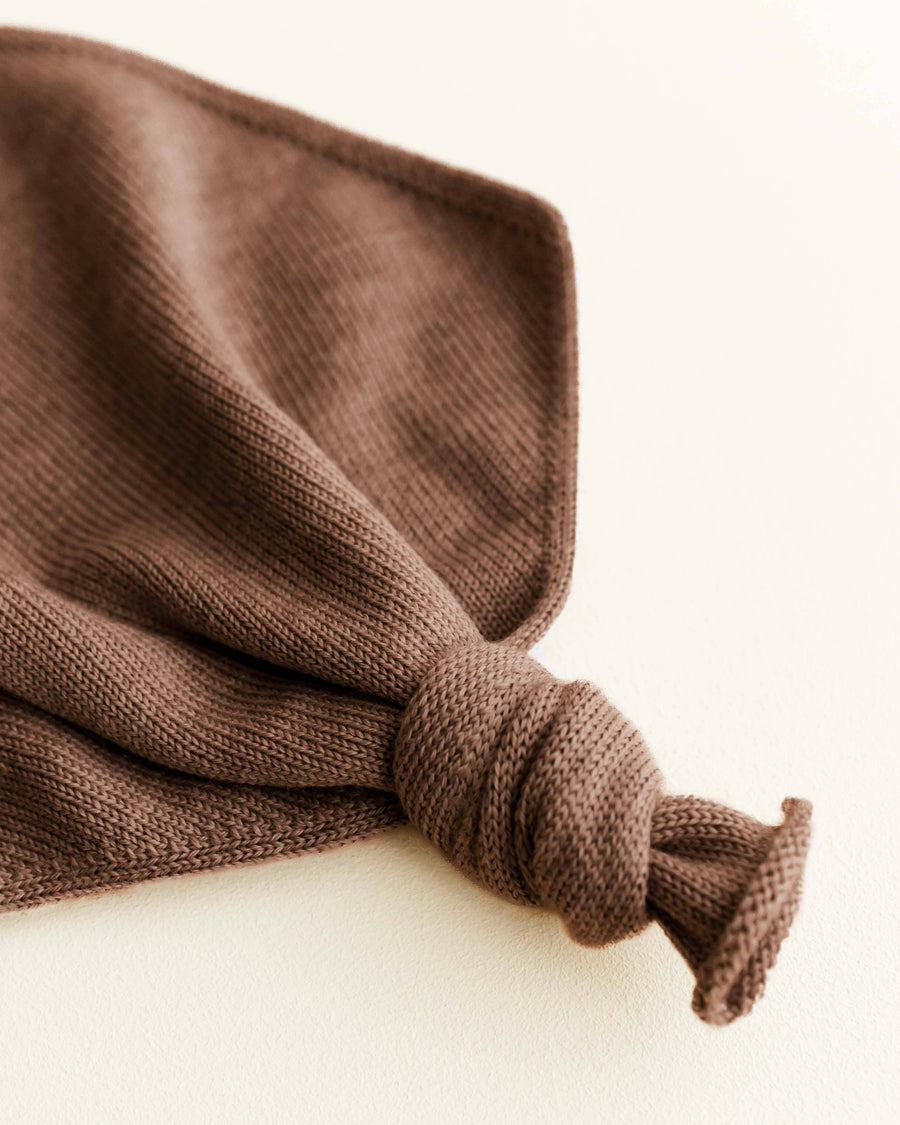 Hvid | knitwear made of 100% merino wool | Hello Archie