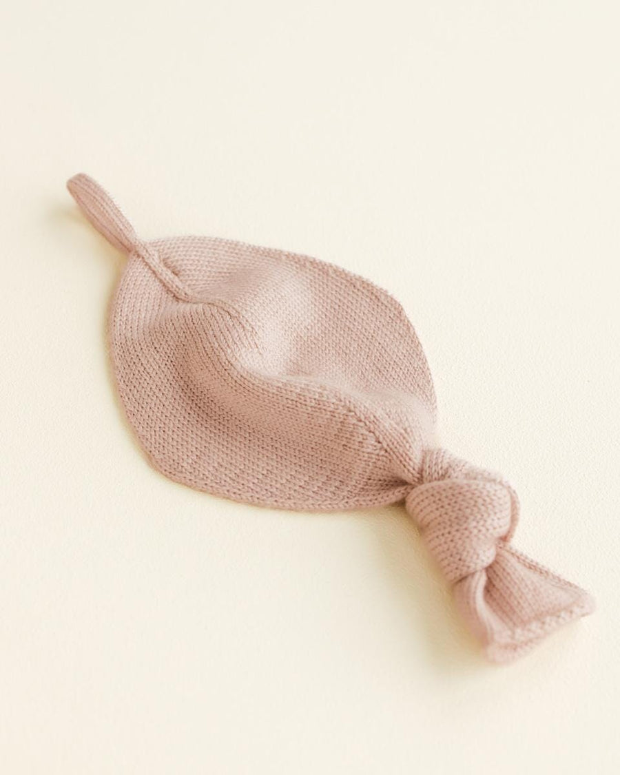 Hvid | knitwear made of 100% merino wool | Hello Archie